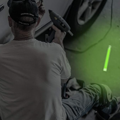 MediTac Green Glow Sticks - 12-Hour Duration, Premium Bright 6” Snap ...