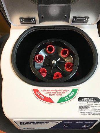Centrifuge: Drucker 642 E - 6 Place Horizontal Rotor Digital Control N ...